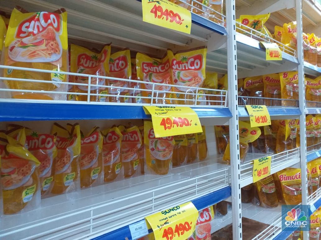 Harga Minyak Goreng Masih Mahal, Gimana Nih Pak Luhut? Harga Minyak Goreng Masih Mahal, Gimana Nih Pak Luhut?