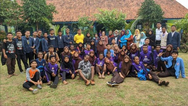 Keragaman Indonesia di SMK Bakti Karya Parigi Pangandaran Keragaman Indonesia di SMK Bakti Karya Parigi Pangandaran