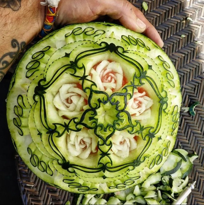 10 Ukiran Semangka dan Labu yang Cantik dan Artistik
