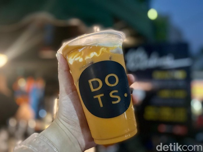 Dots Green Tea, Minuman Kekinian yang jadi Favorit di Karawang