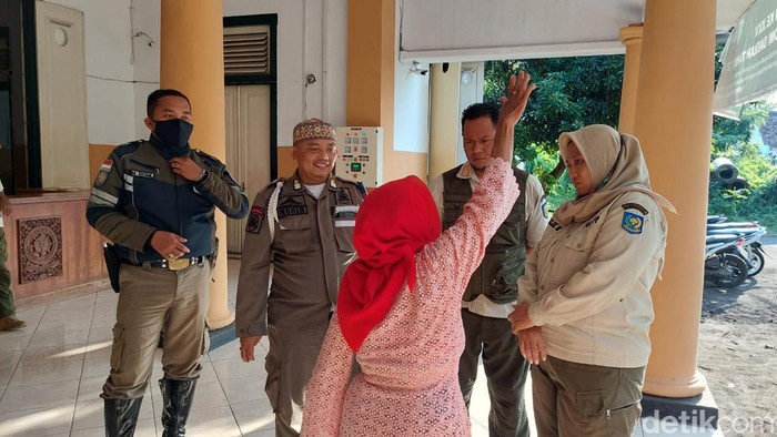 Ending Viral Pengemis Toyor Kepala Guru Perempuan, Diamankan-Dibina Ending Viral Pengemis Toyor Kepala Guru Perempuan, Diamankan-Dibina