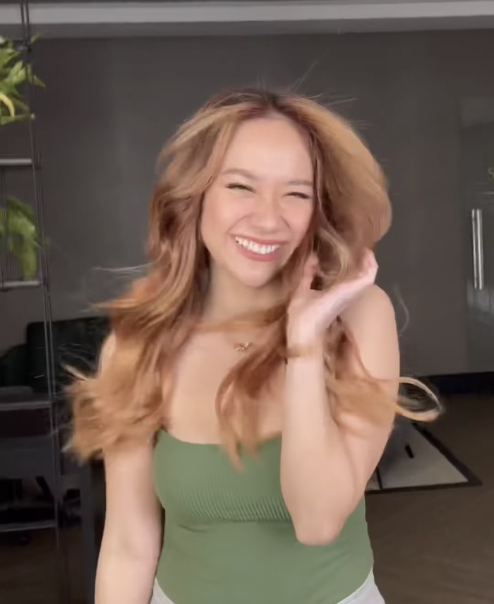 7 Potret Cantik Bunga Citra Lestari Pamer Rambut Baru