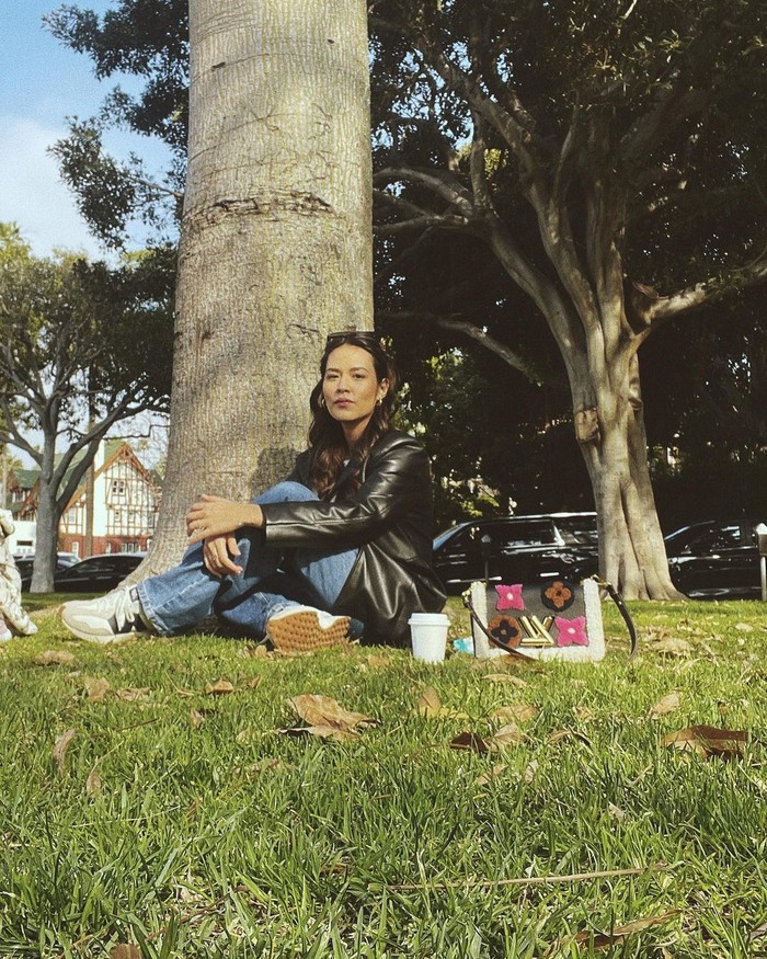 Pose Keren Raisa Saat Main Badminton dan Memasak Japchae