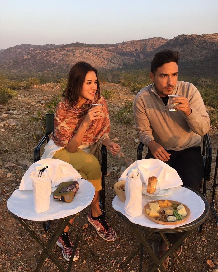 Pose Keren Raisa Saat Main Badminton dan Memasak Japchae