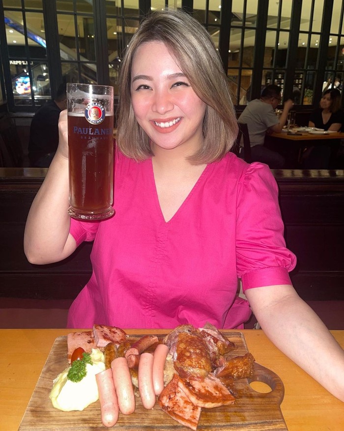 Devy Anastasia, Jebolan MCI yang Hobi Cicipi Beragam Makanan