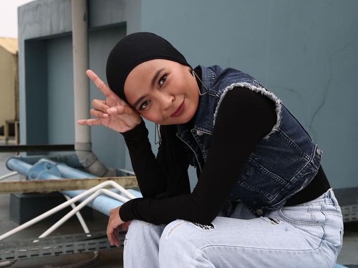 Muka Disebut Mirip Pembantu, Tantri Kotak Diduga Balas Sindiran Posan ... Muka Disebut Mirip Pembantu, Tantri Kotak Diduga Balas Sindiran Posan ...