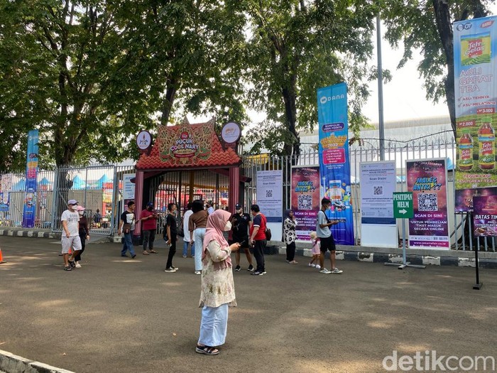 Kalau Sore Ini ke PRJ, Jangan Lupa Jajan Tteokbokki dan Sate Cumi Korea