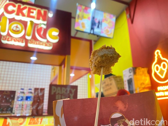 Kalau Sore Ini ke PRJ, Jangan Lupa Jajan Tteokbokki dan Sate Cumi Korea