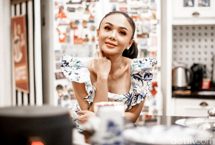 Potret Yuni Shara yang Makin Matang