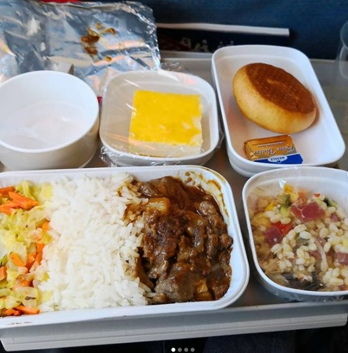 Nyamm! Ini 10 Potret Makanan di Maskapai Seluruh Dunia