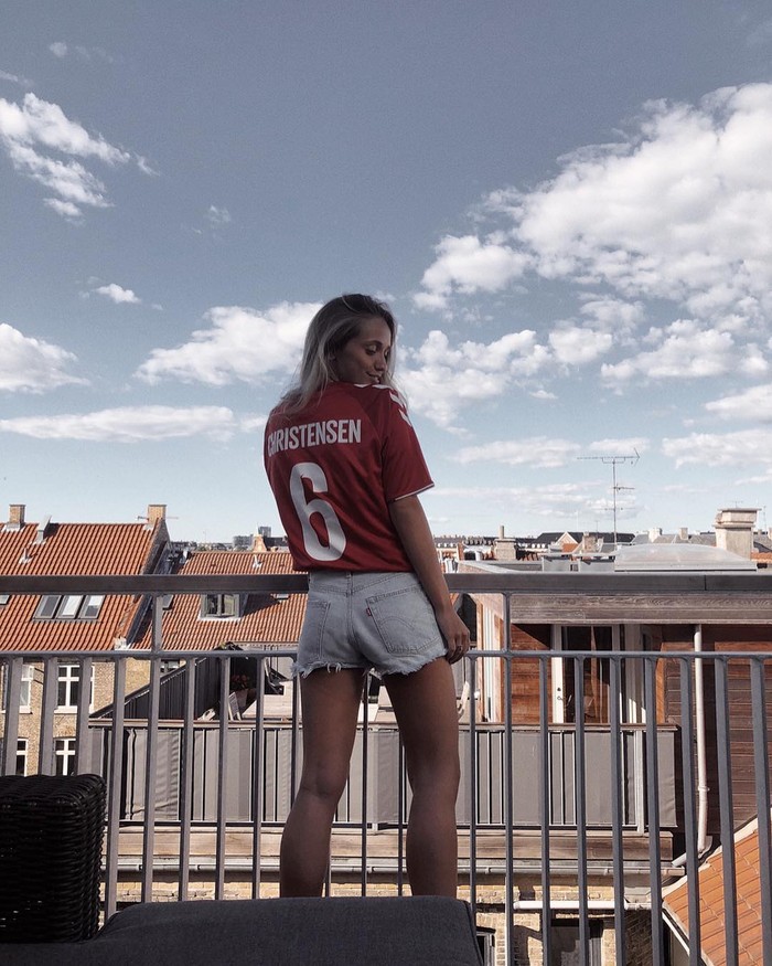 Katrine Friis, Model Bikini yang Jadi WAGs Baru Barcelona