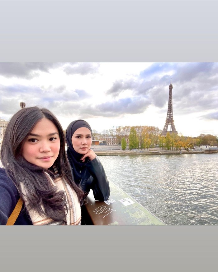 Si Geulis Tiarani Savitri, Putri Mulan Jameela yang Kini Sarjana