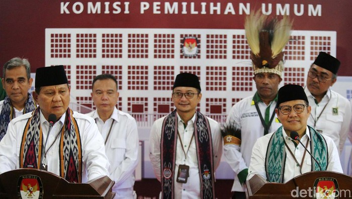 Momen Prabowo-Cak Imin Daftar Pemilu Bareng ke KPU