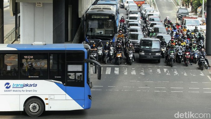 4 Halte TransJ Ditutup Sementara Pada Revitalisasi Tahap 2, Ini Daftarnya 4 Halte TransJ Ditutup Sementara Pada Revitalisasi Tahap 2, Ini Daftarnya