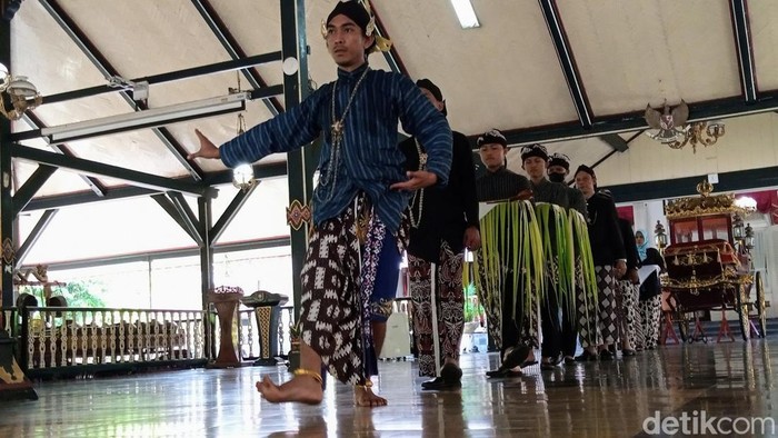 Melihat Jamasan Pusaka di Museum Tosan Aji Purworejo