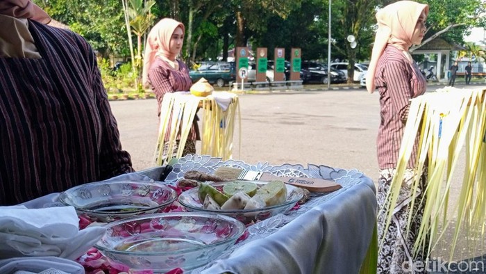 Melihat Jamasan Pusaka di Museum Tosan Aji Purworejo