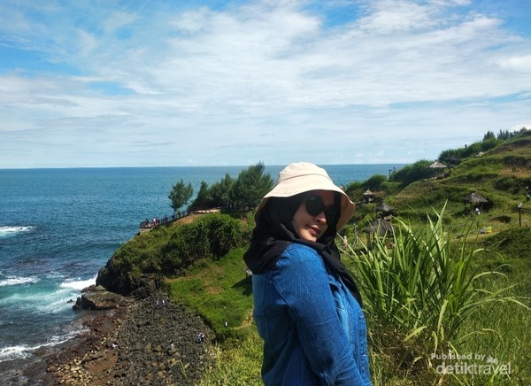 Pantai Menganti Kebumen, Seribu Pesonanya Menantimu