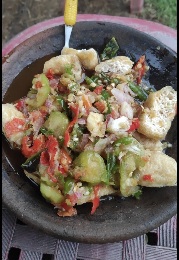 Pedas Nampol! 20 Tahu Gejrot Rp 10 Ribuan Ada di Sini!