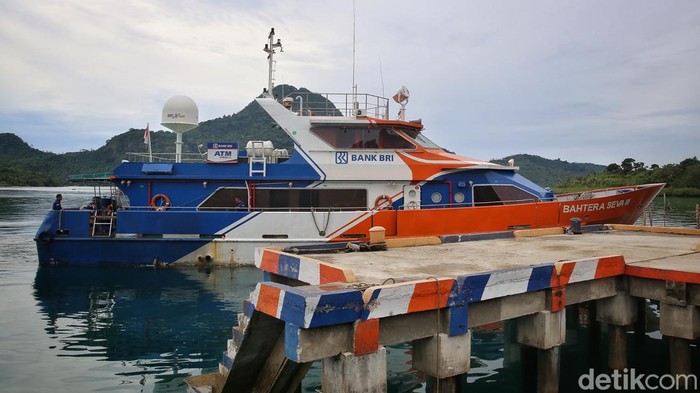 Teras BRI Kapal, Boyong Layanan Perbankan ke Pulau Terkecil di Anambas