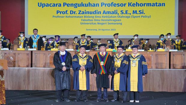 Menpora Zainudin Amali Dikukuhkan Jadi Profesor Kehormatan Unnes Menpora Zainudin Amali Dikukuhkan Jadi Profesor Kehormatan Unnes