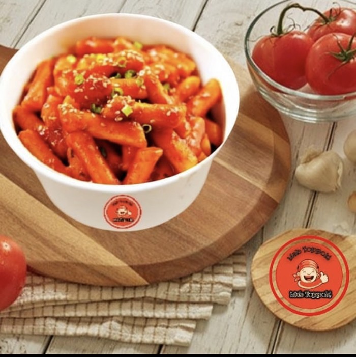 Daebak! Topokki Rp 10 ribuan Ada di Sini