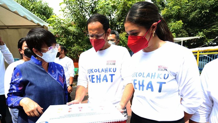 Menteri Nadiem Hadiri Program Sekolah & Pesantren Sehat