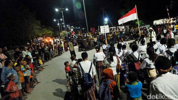 Potret Nasionalisme Lewat Karnaval Budaya di Batas RI-Timor Leste