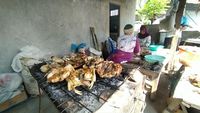 Ayam Plecing Khas Kampung Loloan Bali yang Bikin Ngiler, Wajib Coba!