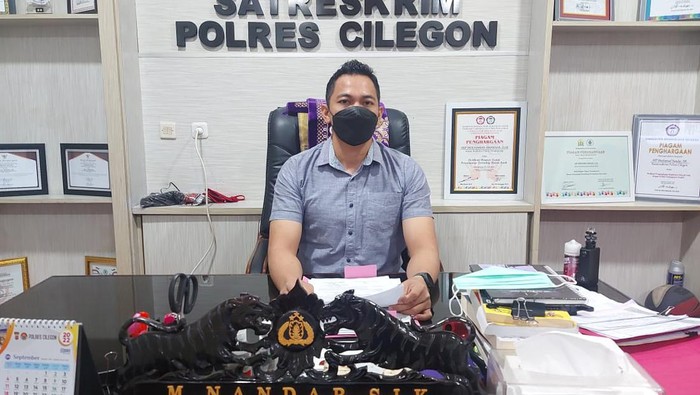 Polres Cilegon Periksa 14 Saksi Kasus Pensiunan Polisi Pukuli Anak SD Polres Cilegon Periksa 14 Saksi Kasus Pensiunan Polisi Pukuli Anak SD