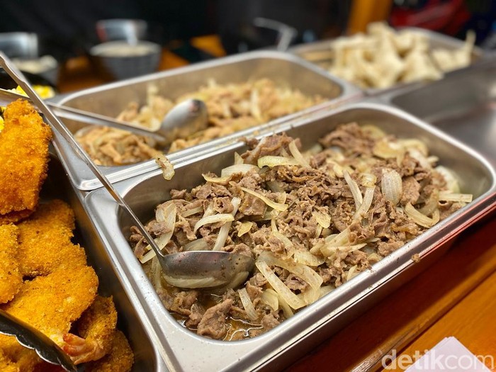 Sluurp! Gurihnya Ramen Gerobakan Kaki Lima Kakek Jepang