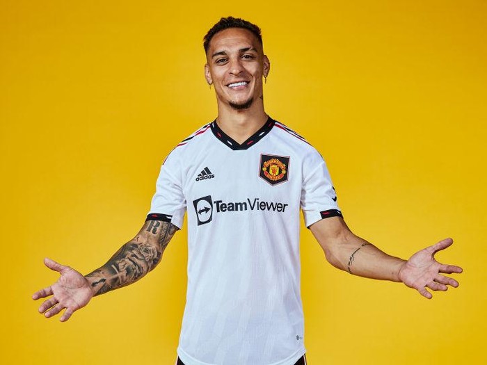 Girangnya Antony Diperkenalkan Sebagai Pemain MU