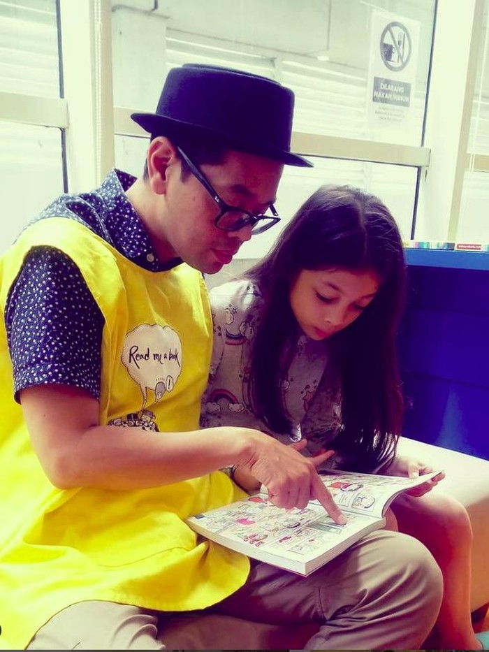 9 Potret Nada Tarina Putri dengan Ayah Kandungnya, Bheben 'T-Five'