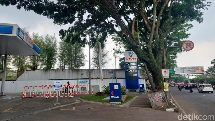 BBM Revvo 89 VIVO 'Lenyap' di Bandung, Ojol Kecewa BBM Revvo 89 VIVO 'Lenyap' di Bandung, Ojol Kecewa