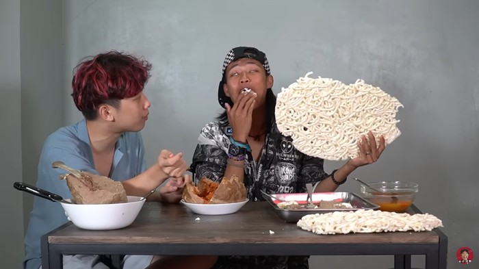 Potret Keren Bonge Saat Jadi Model JF3 hingga Belanja di Minimarket