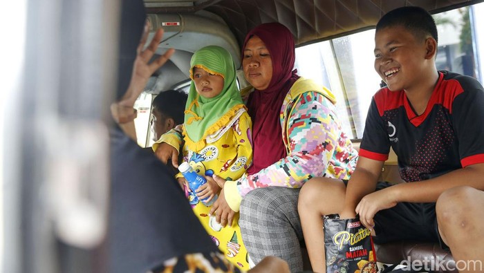 Asyik... Naik Angkot 'Si Benteng' dan Bus Tayo di Tangerang Gratis Lho