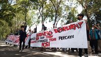 Demo di DPRD Sumut, Mahasiswa Sebut Negara Sogok Rakyat Pakai BLT BBM