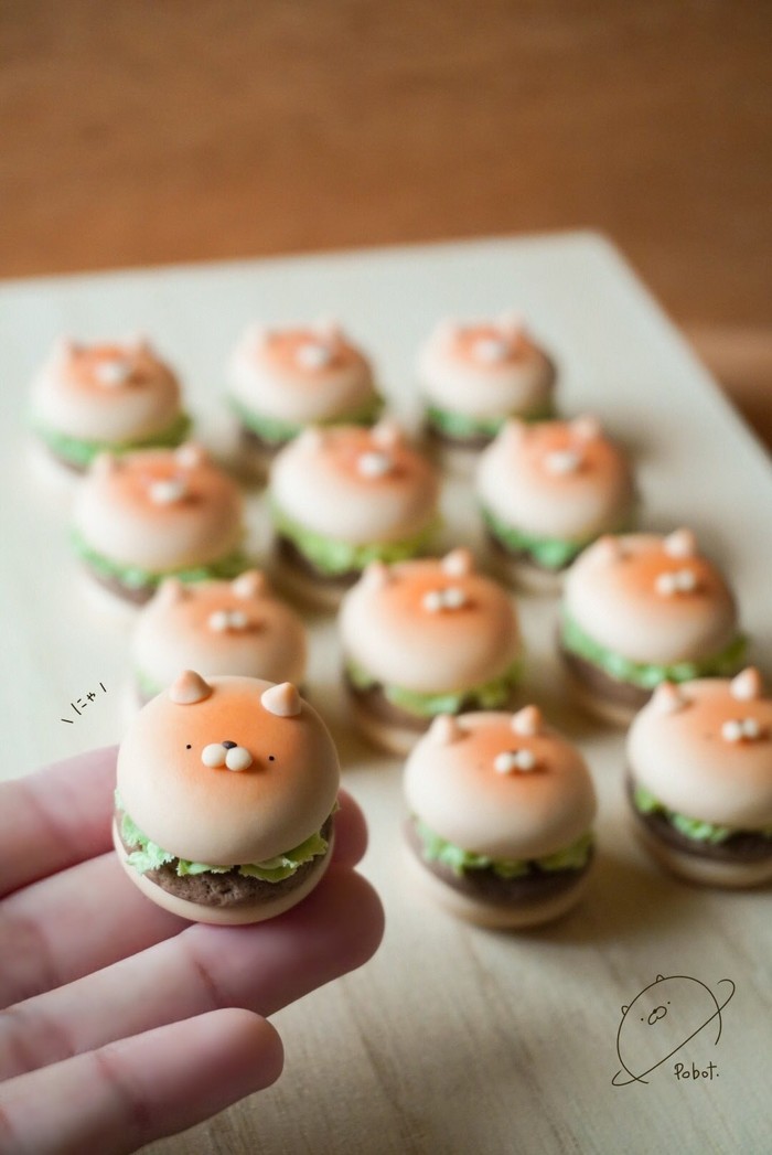 Baker Jepang Ini Bikin Macaron dan Mochi Berbentuk Karakter Lucu