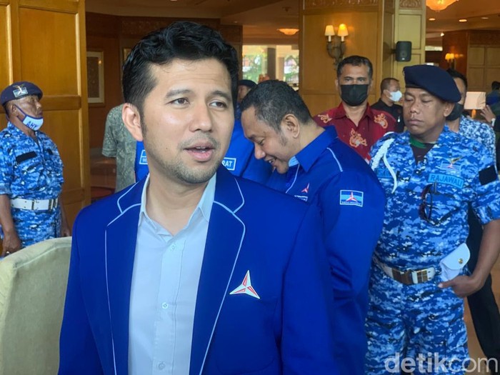 Emil Buka-bukaan tentang Komunikasi Demokrat-PKS-NasDem Jatim Soal Pilpres Emil Buka-bukaan tentang Komunikasi Demokrat-PKS-NasDem Jatim Soal Pilpres