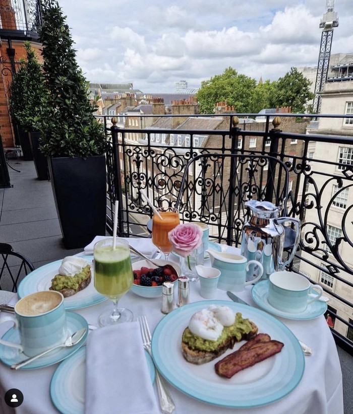 10 Potret Restoran Favorit Ratu Elizabeth II, Mewah dan Klasik!