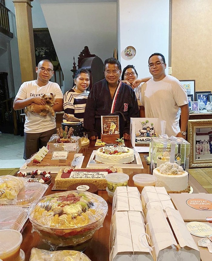 Kegembiraan Anak Hotman Paris, Fritz Hutapea Saat Makan Bareng Pacarnya