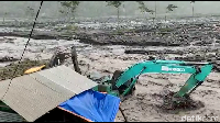Banjir Lahar Gunung Semeru, 2 Alat Berat Terjebak di Sungai Leprak