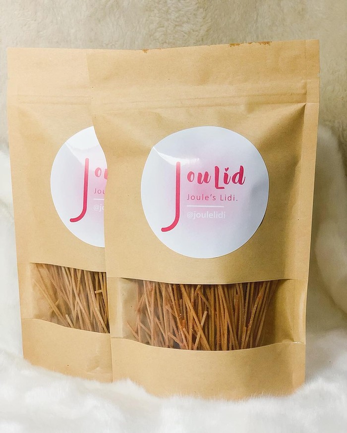 20 Jajanan Lidi yang Renyah Pedas Rp 3 Ribuan Ada di Sini