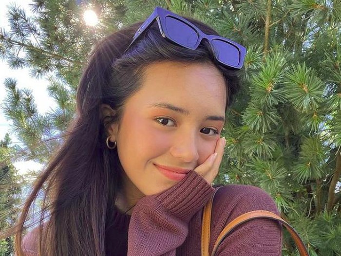 10 Potret Beby Tsabina Lanjutkan Kuliah di Amerika