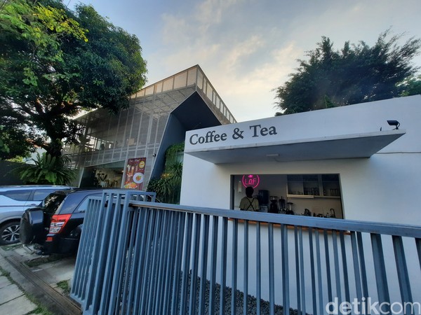 Melihat Kafe Taman di Jaksel, Tempatnya Adem dan Nyaman
