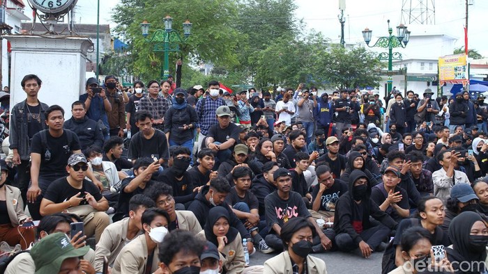 Potret Aksi Damai-Panggung Rakyat Demo BBM di Malioboro Jogja