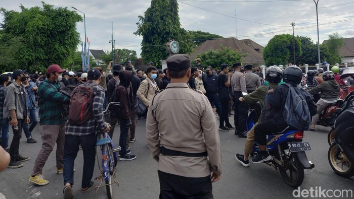 Ada Demo BBM, Jalan Malioboro Jogja Macet