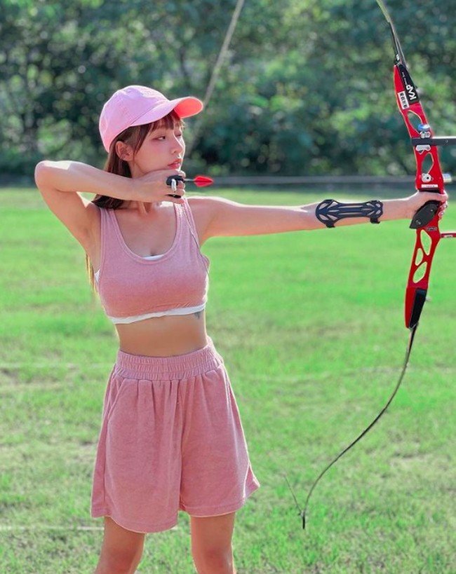 Foto Lin Xiang, Cheerleader Viral yang Buktikan Payudaranya Bukan Hasil ...