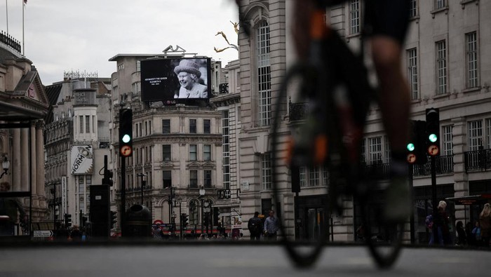 Sepi Sunyi Inggris Kala Ratu Elizabeth II Berpulang