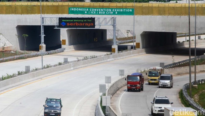 Melihat Tol Serpong-Balaraja Seksi 1A yang Baru Diresmikan Jokowi