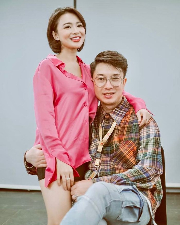 Love Is in the Air! Potret Mesra Wika Salim dan Max Adam